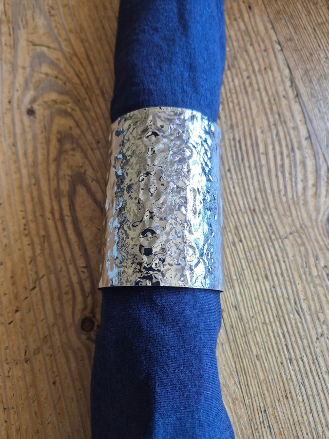 Armring/ armband i metall med ansiktsmotiv | Köp på Tradera (736965133)