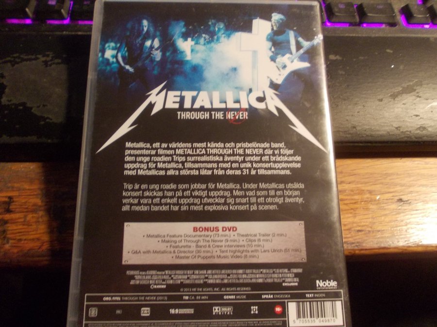 Metallica Through The Never - 2-Disc Special Ed.. | Köp på Tradera ...