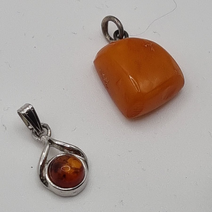 3st hängen vit sten och bärnsten | Köp på Tradera (714336852)