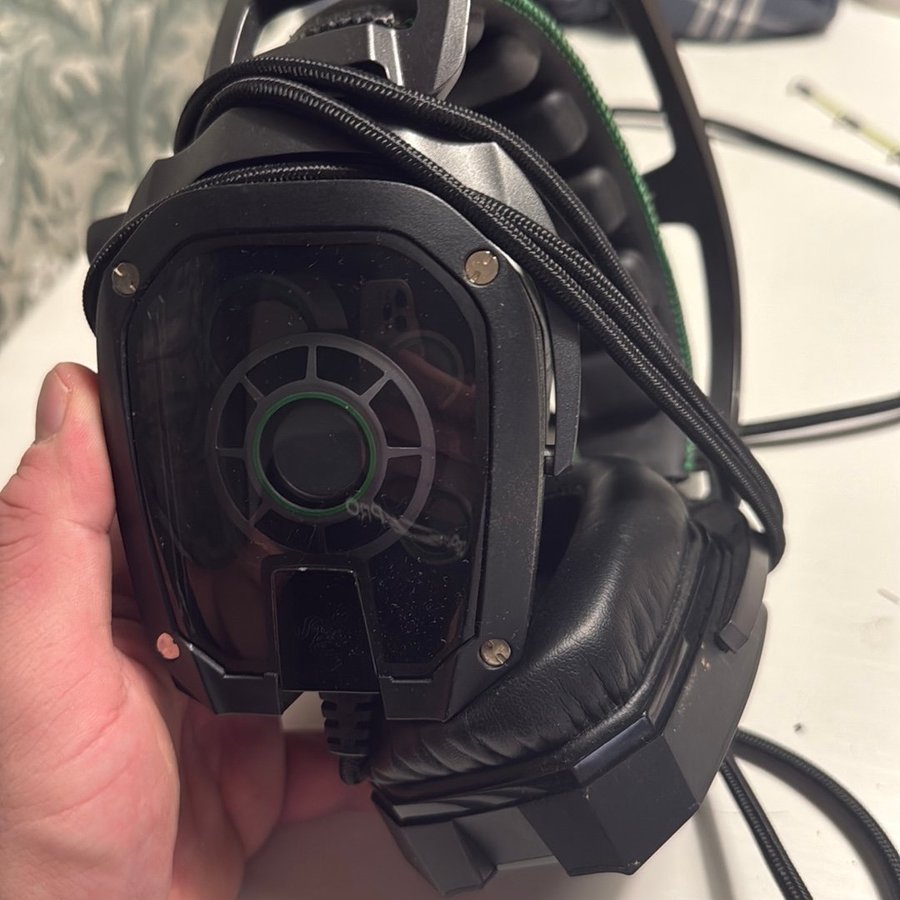 Razer Tiamat 7.1 Gaming Headset | Köp på Tradera (709360185)