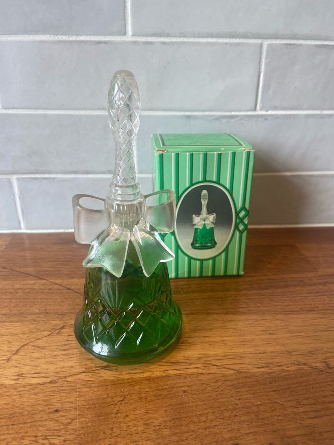 Vintage Avon Bow Bell Charisma Eau de Cologne 1.. | Köp på Tradera ...