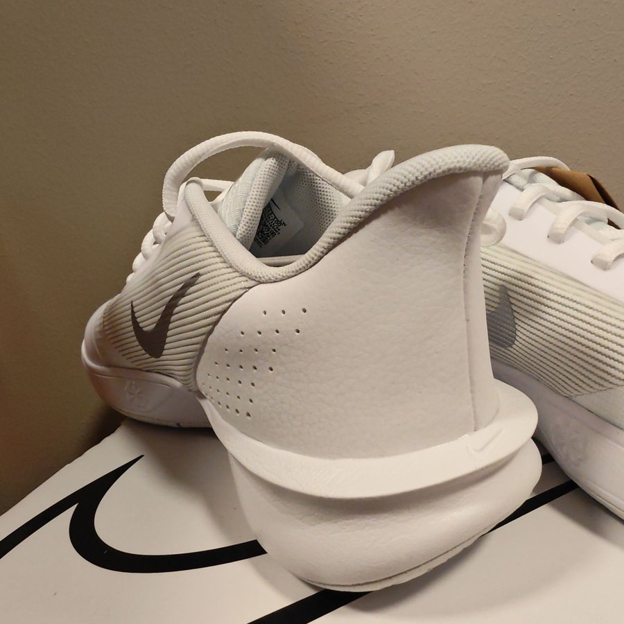 Nike Precision VII, Sneakers, V.. | Köp från Outletberg på Tradera ...