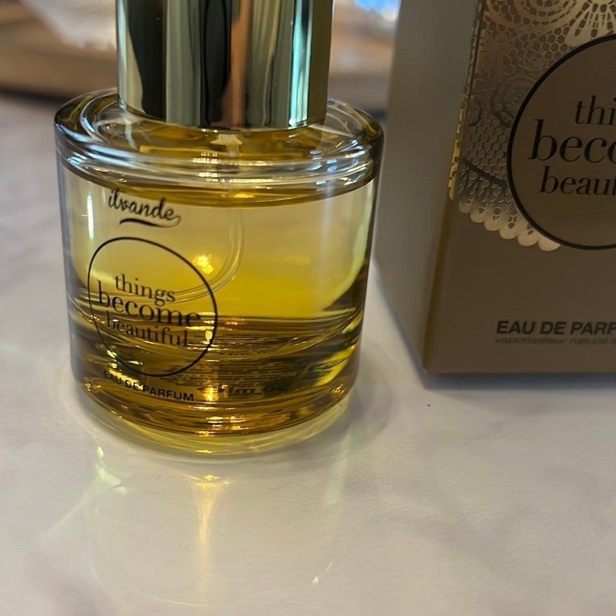 Itvande Things Become Beautiful Eau de Parfum | Köp på Tradera (709991785)
