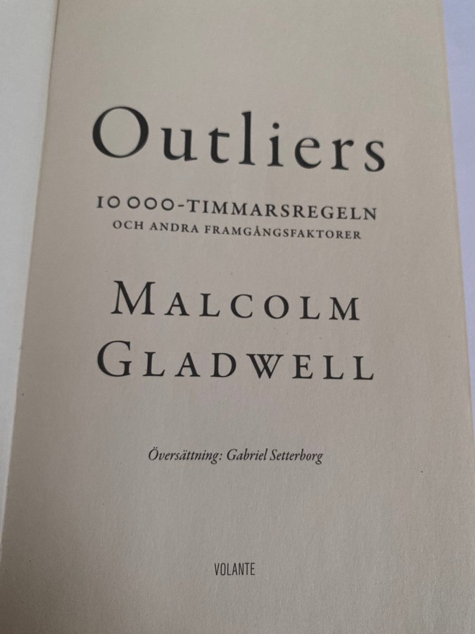 Outliers - Malcolm Gladwell. 10 000.. | Köp från Esshas på Tradera ...