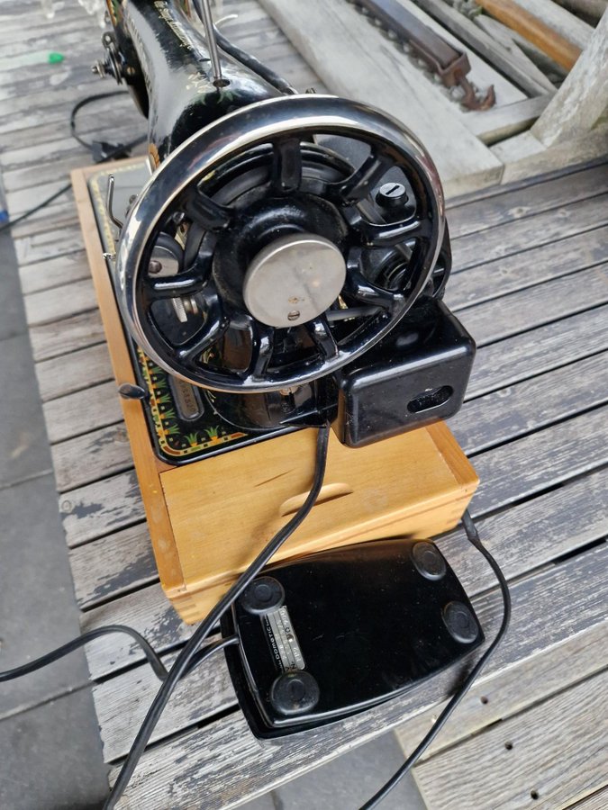 Singer symaskin äldre original | Köp på Tradera (709565325)