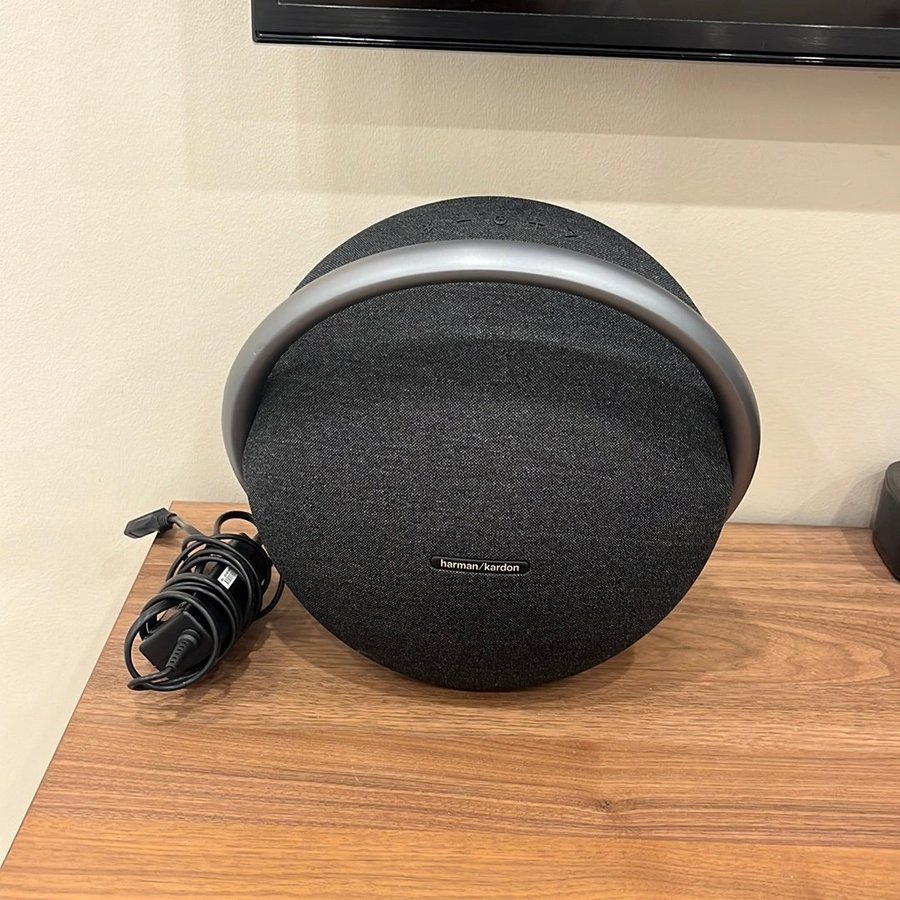 Harman Kardon Onyx Studio 7 – trådlös högtalare.. | Köp på Tradera ...