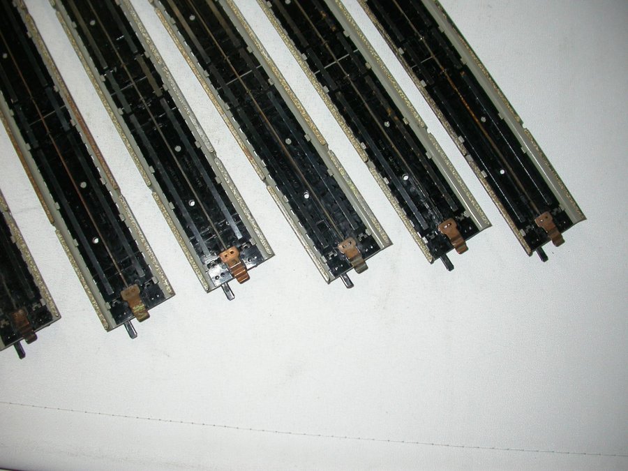 Märklin Modellräls 3900 D. 6 stycken raka Spår | Köp på Tradera (733493511)
