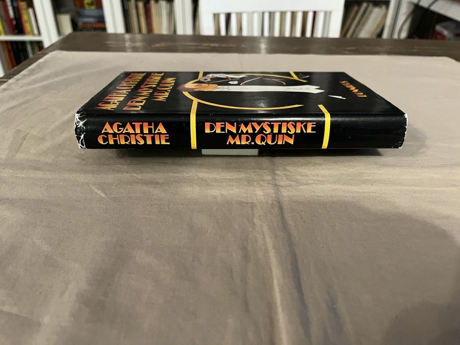 Se produkter som liknar Agatha Christie Den mystiske .. på Tradera ...