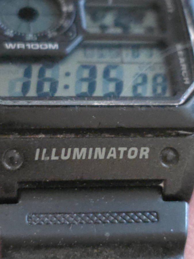 Snygg och tålig Casio AE-1200WH "World Time"Arm.. | Köp på Tradera ...