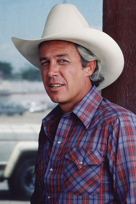 STEVE KANALY*DALLAS STAR* TV SERIES * RAY KREEB.. | Köp på Tradera ...