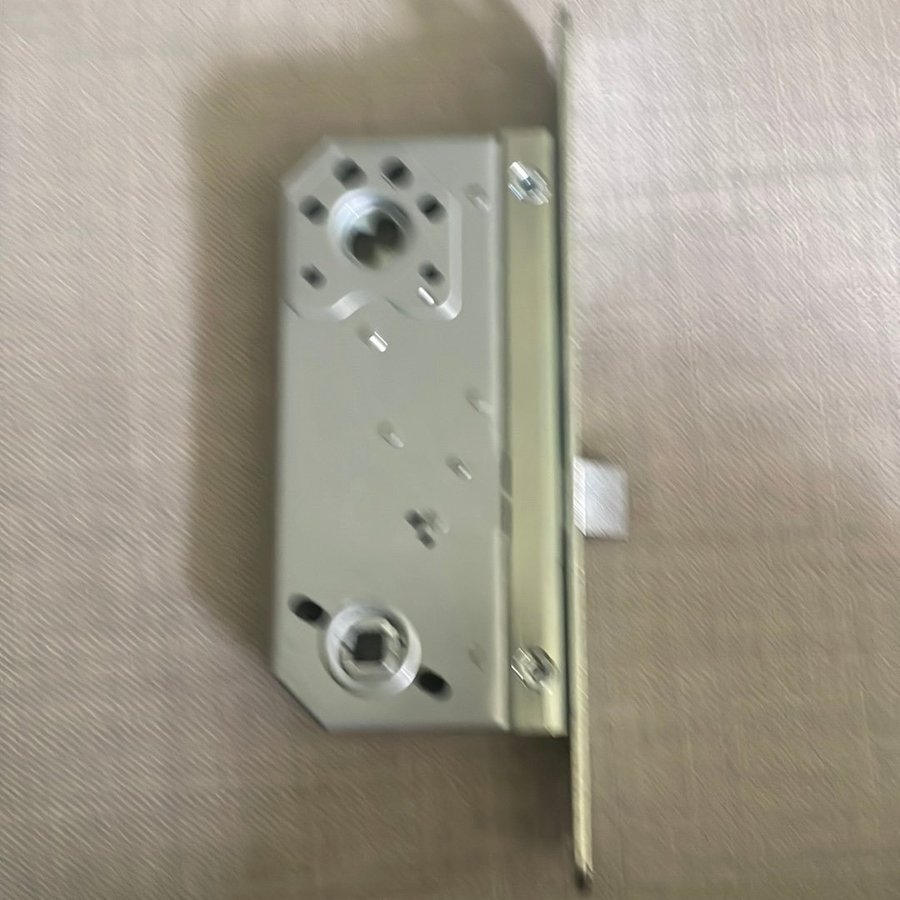 Se produkter som liknar ASSA ABLOY Modullås 565 på Tradera (696612926)