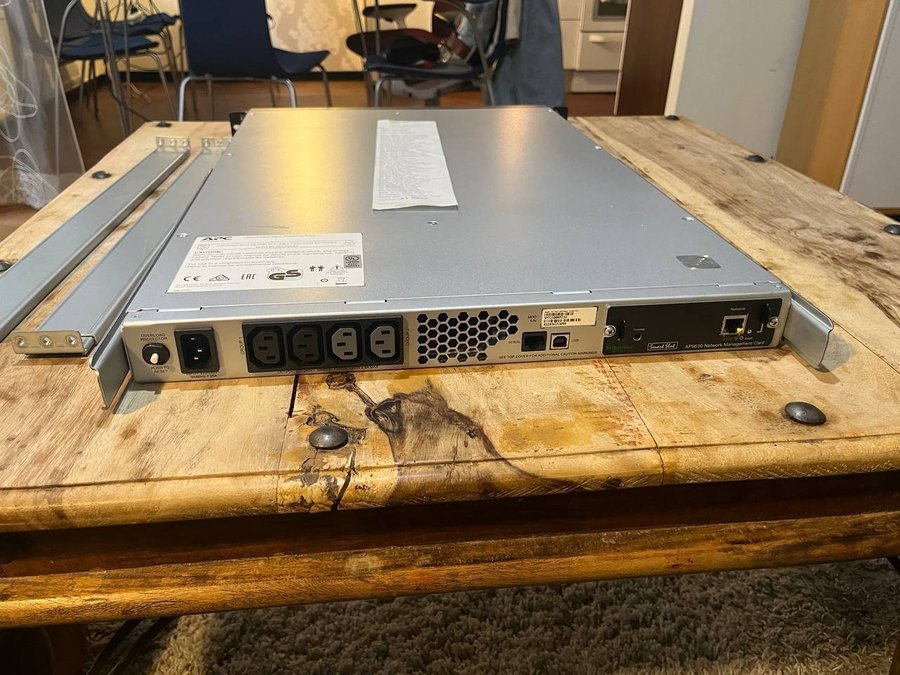 APC SMT1500RMI1U - Smart-UPS - 1500VA/1000W - L.. | Köp på Tradera ...