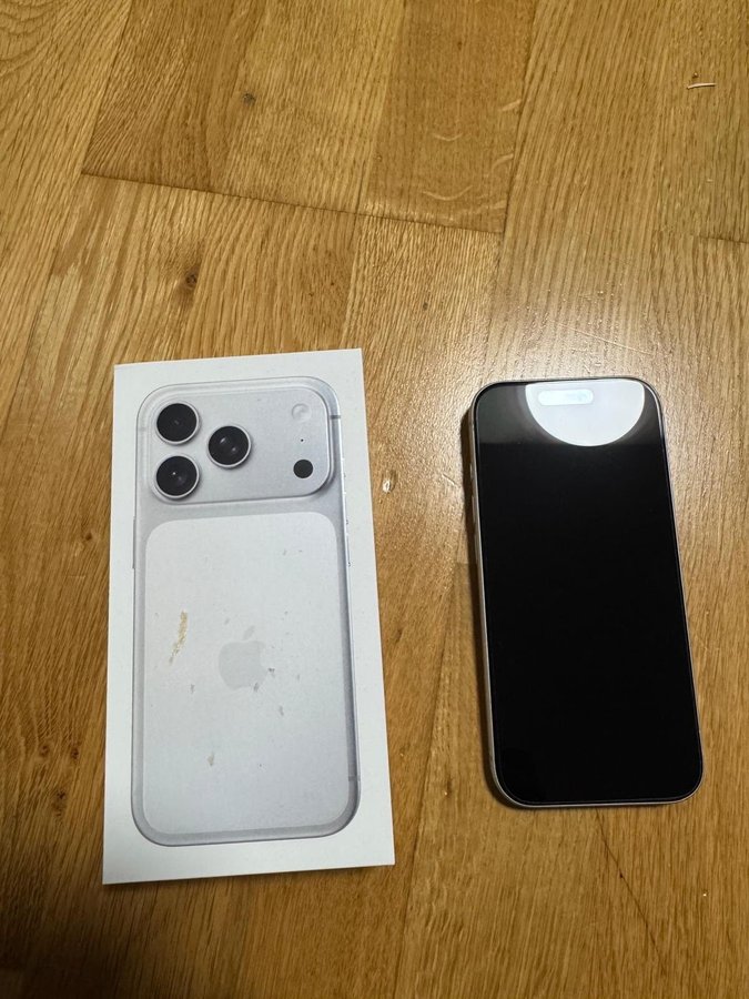 iPhone 17 pro | Köp på Tradera (711204233)