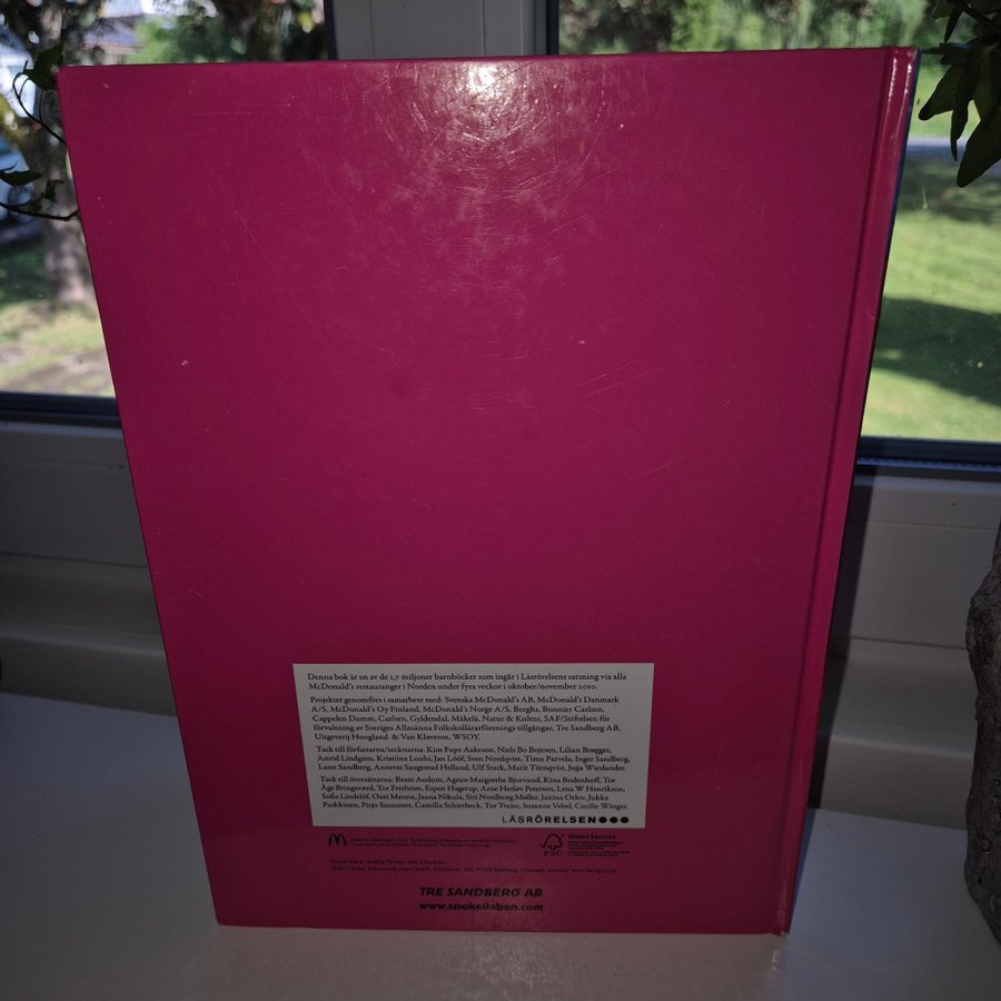 Lilla Anna reser till landet Mittemot av Inger .. | Köp på Tradera ...