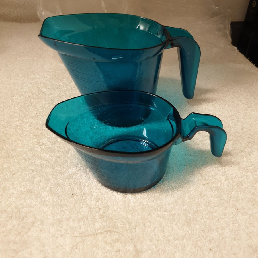 Tupperware Måttbägare 200 ml och 500 ml | Köp på Tradera (736833054)