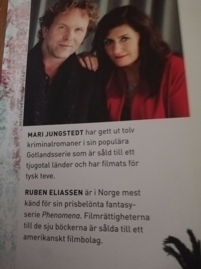 En mörkare himmel av Mari Jungstedt och Ruben E.. | Köp på Tradera ...