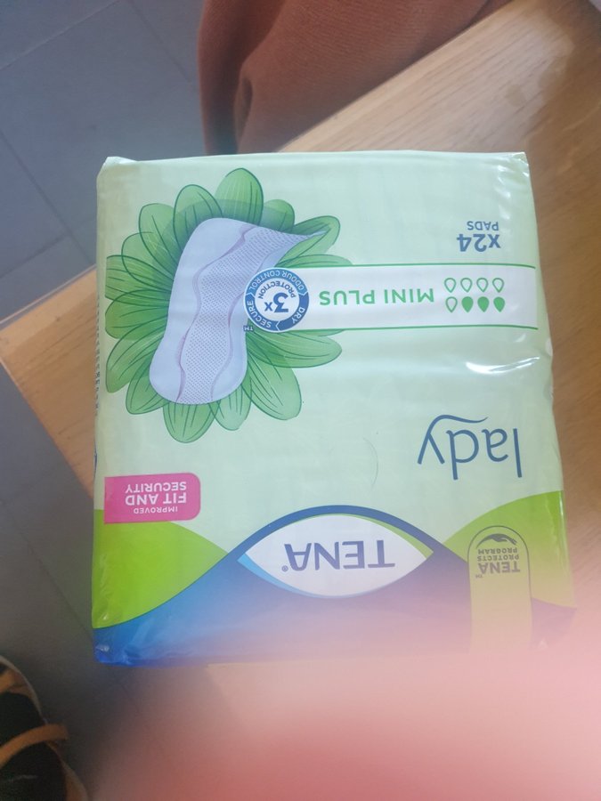 TENA Lady Mini Plus | Köp på Tradera (702359213)