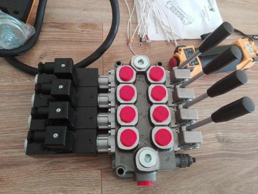 Monoblockventil Galtech.. | Köp från Hydraulic-MasterSE på Tradera ...