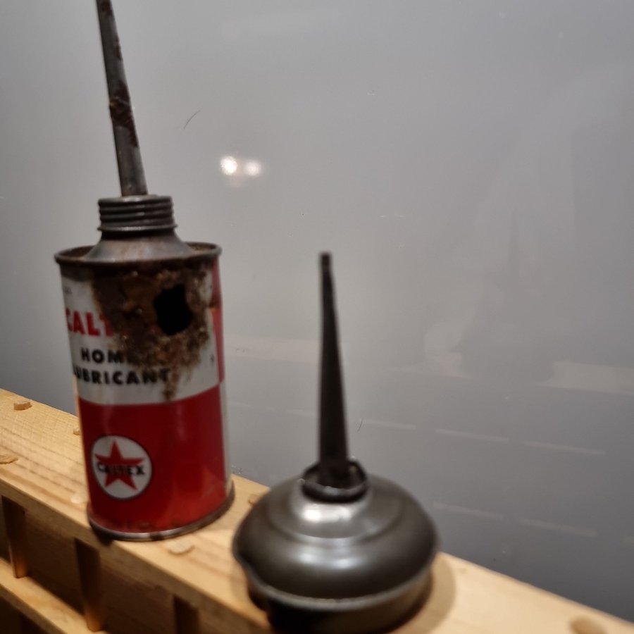 Vintage Caltex Home Lubricant oljekanna | Köp på Tradera (733459105)
