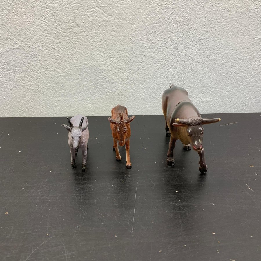 Leksaks djur Bondgård Kossa Häst Ås.. | Köp från Footly på Tradera ...