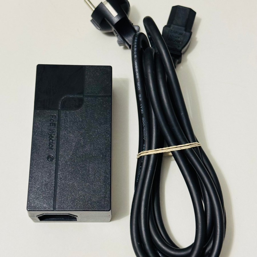 FS PI35A-1 PoE Injector 52VDC, 0.58A Max | Köp på Tradera (708532432)
