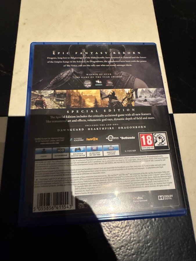 The Elder Scrolls V: Skyrim Special Edition PS4 | Köp på Tradera ...