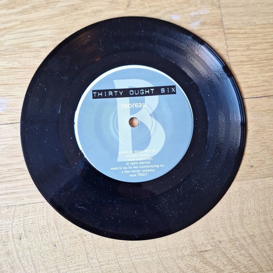 30 OUGHT 6 - Moreau 7" singel | Köp på Tradera (686105464)