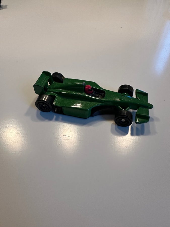 Se produkter som liknar Leksaksbil Formel 1, Mattel 2.. på Tradera ...