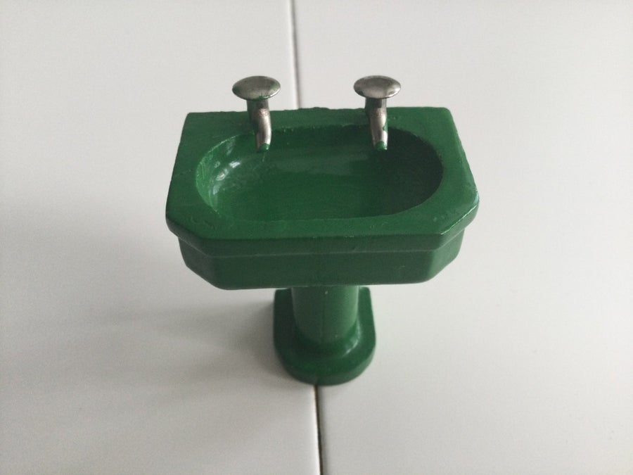 Dockskåpsmöbler Vintage Gröna Badrum Badkar Han.. | Köp på Tradera ...