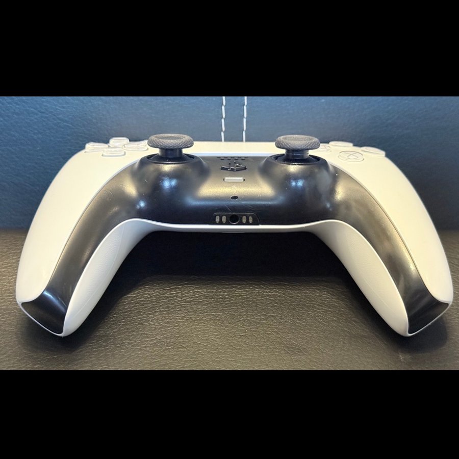 PS5 DualSense med TMR uppgraderade sticks från .. | Köp på Tradera ...