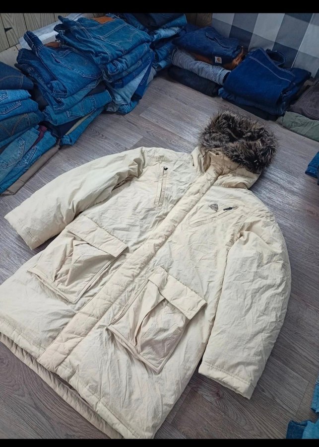 Nike ACG Vintage Down Jacket – Cream White, Siz.. | Köp på Tradera ...