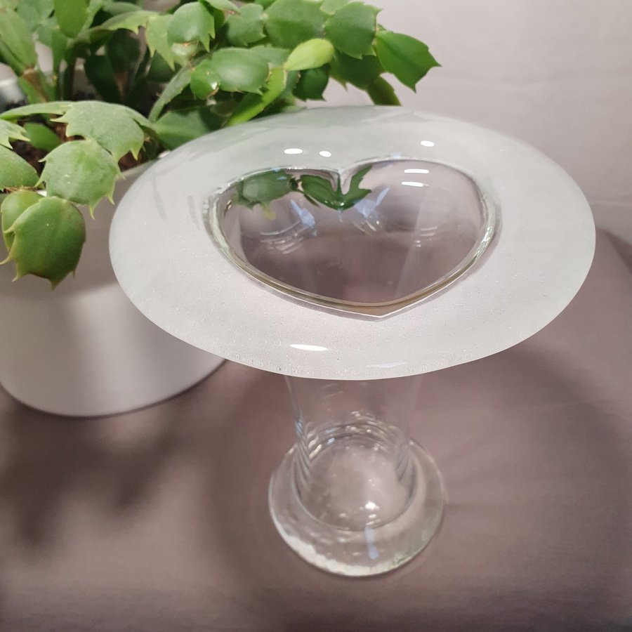 MUURLA VAS CUPIDA DESIGN TOMMY TAB.. | Köp från Myrlans på Tradera ...