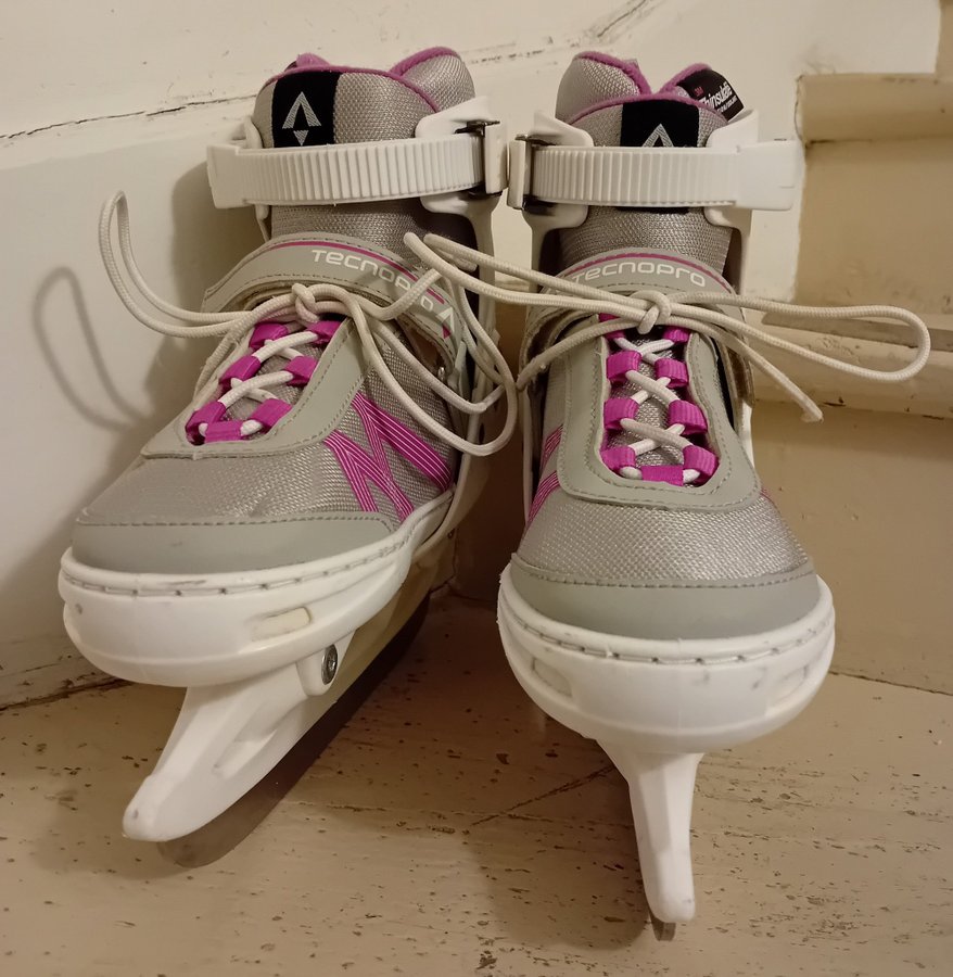 Tecno Pro Skridskor- Storlek 33-36 | Köp på Tradera (711634905)