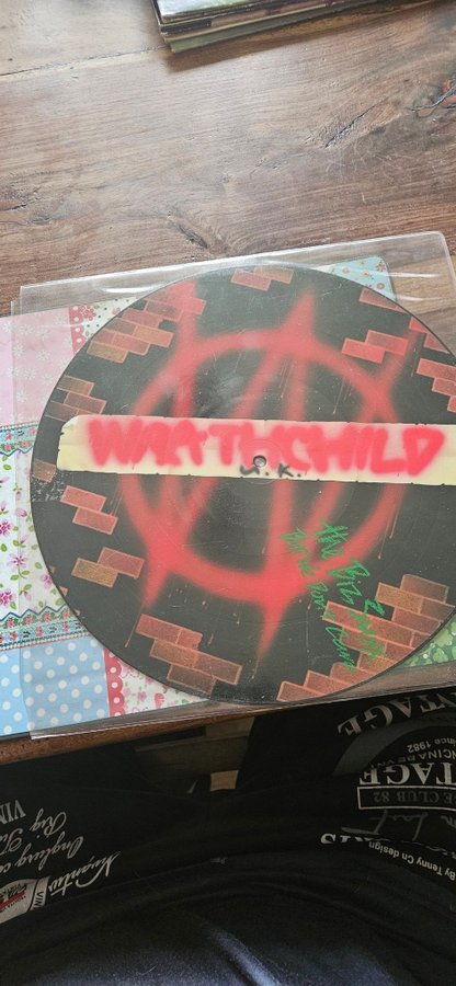 Wrathchild UK - The Biz Suxx But We Don't Care .. | Köp på Tradera ...