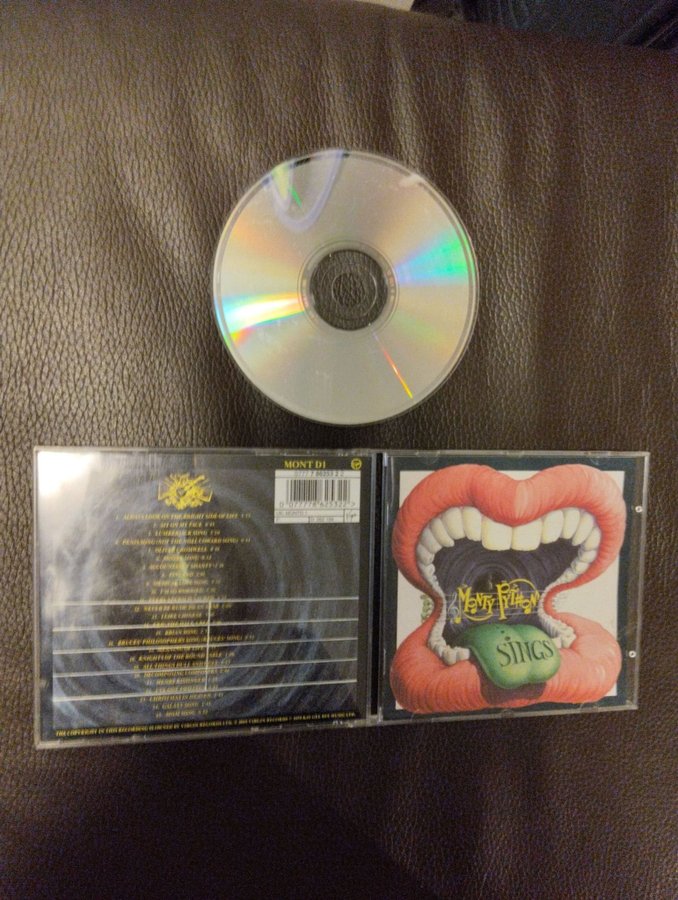 Monty Python Sings CD | Köp på Tradera (708395389)