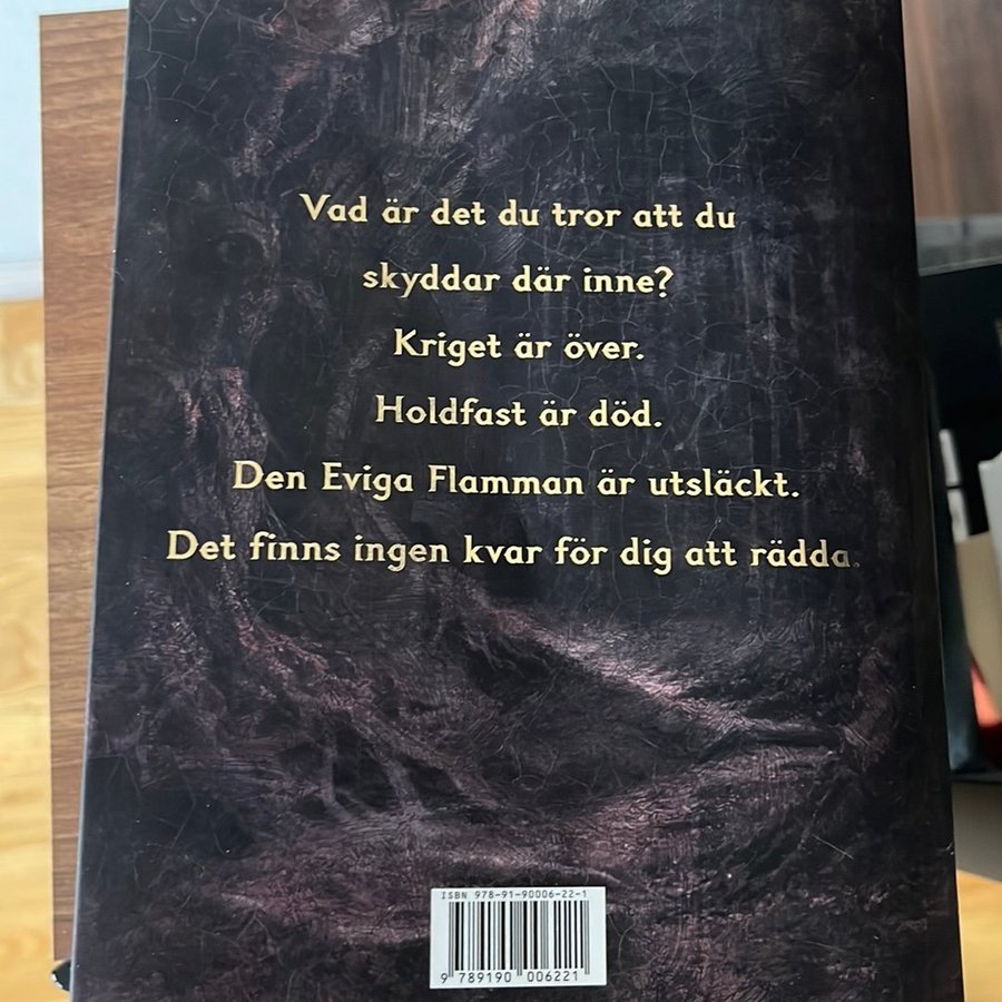 Se produkter som liknar Alchemised av SenLiYu, 2022 på Tradera (717296792)