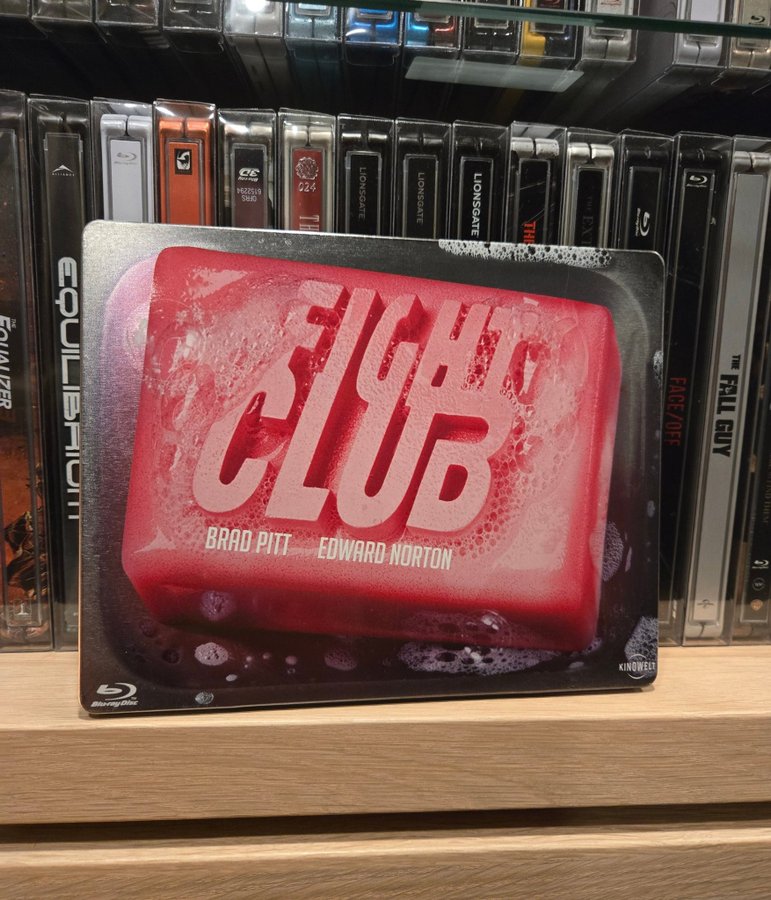 Se produkter som liknar Fight Club - Steelbook - Blu-.. på Tradera ...