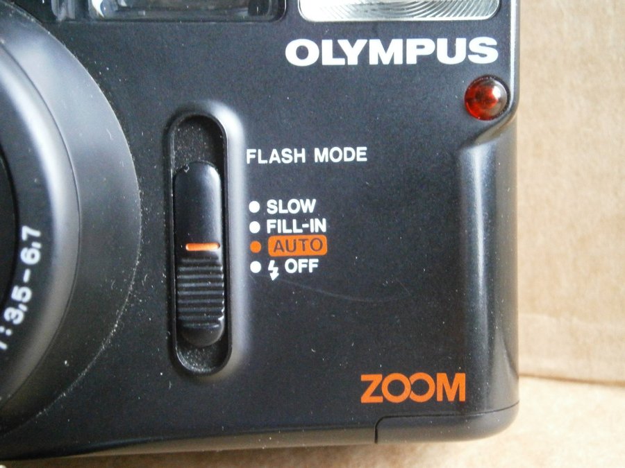 Se produkter som liknar OLYMPUS AZ-1ZOOM på Tradera (628793256)