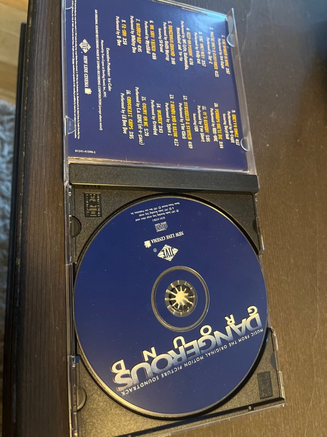 Dangerous Ground - Original Motion Picture Soun.. | Köp på Tradera (711542618)