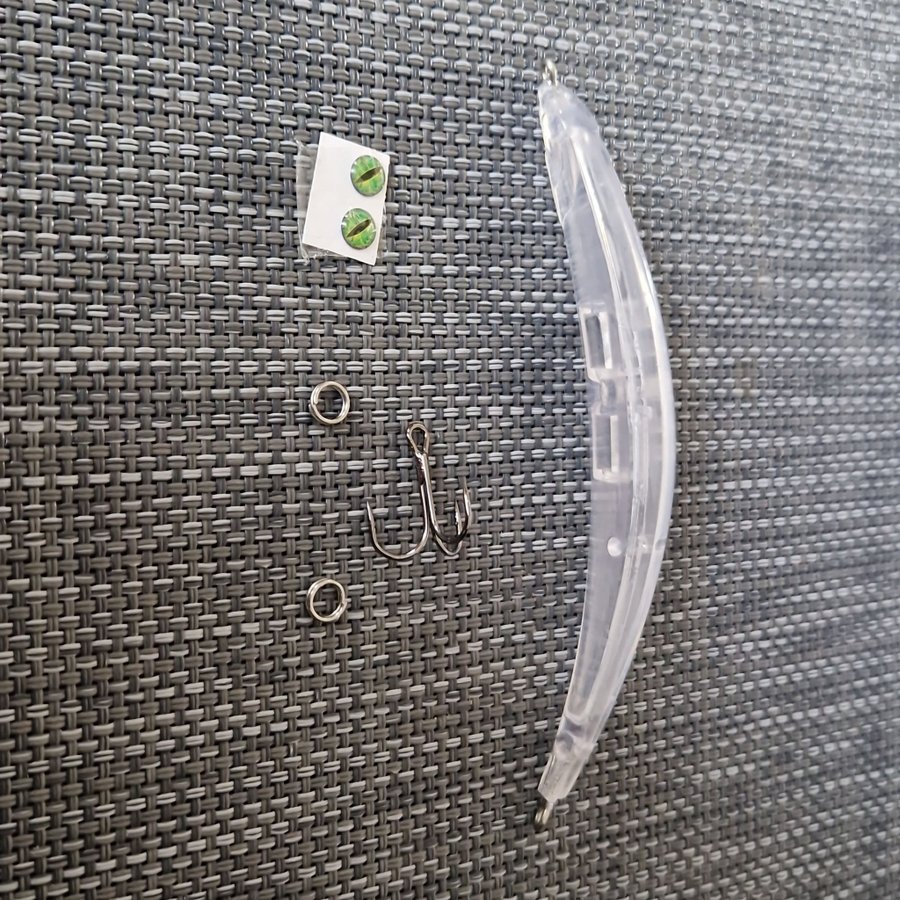 Måla din egen Siklöja Wobbler Komplett med Fjäd.. | Köp på Tradera ...