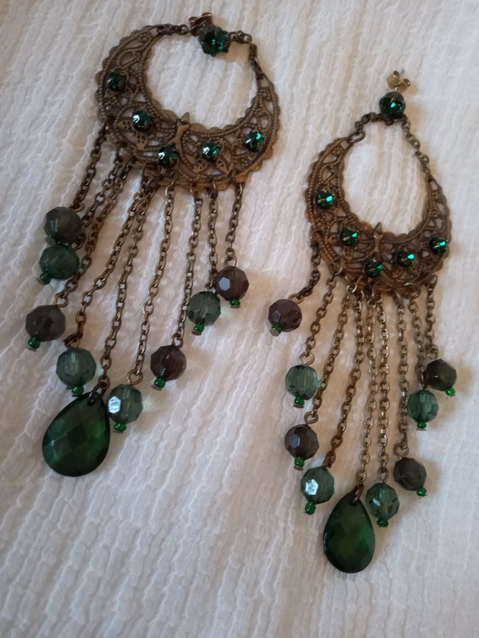 fina stora girandole örhängen, crescent moon, m.. | Köp på Tradera ...