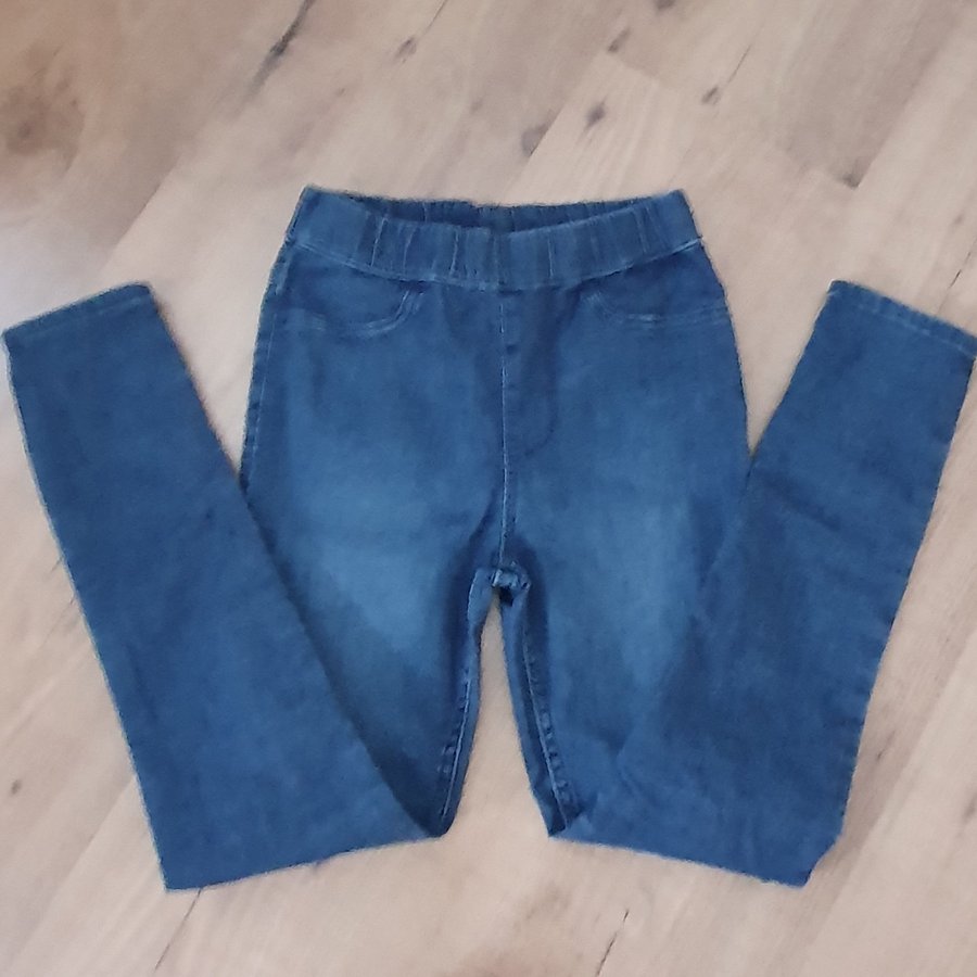 H&M blåa jeggings, storlek 134 cl | Köp på Tradera (703181665)