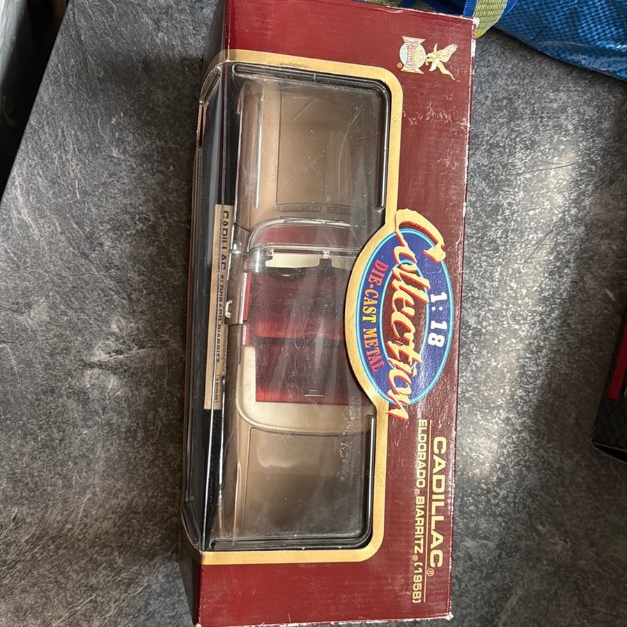 Cadillac Eldorado Biarritz (1958) 1:18 Die-Cast.. | Köp på Tradera ...