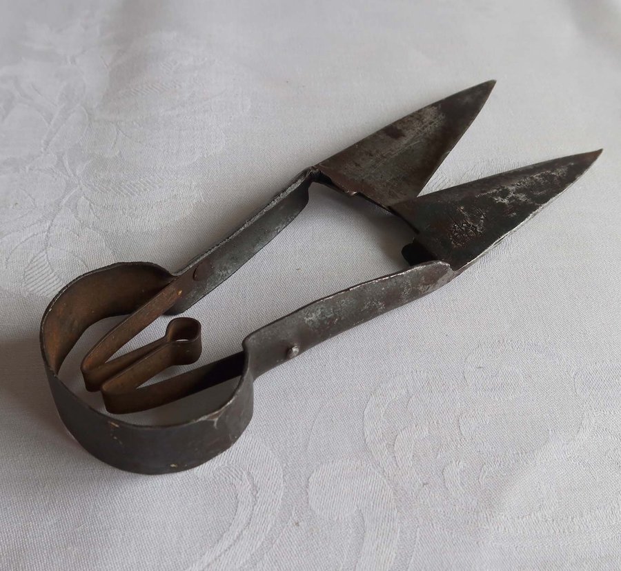 Gammal fårsax sax till får allmoge med stämpel .. | Köp på Tradera ...