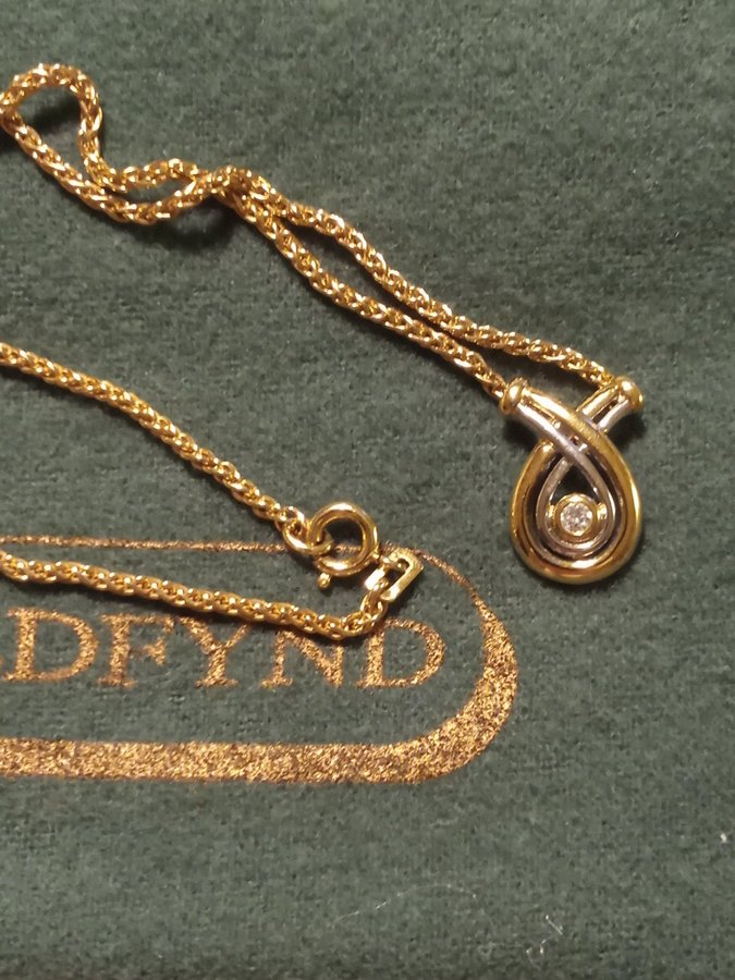 Guldhalsband med diamant i hänget, kedjelängd c.. | Köp på Tradera ...