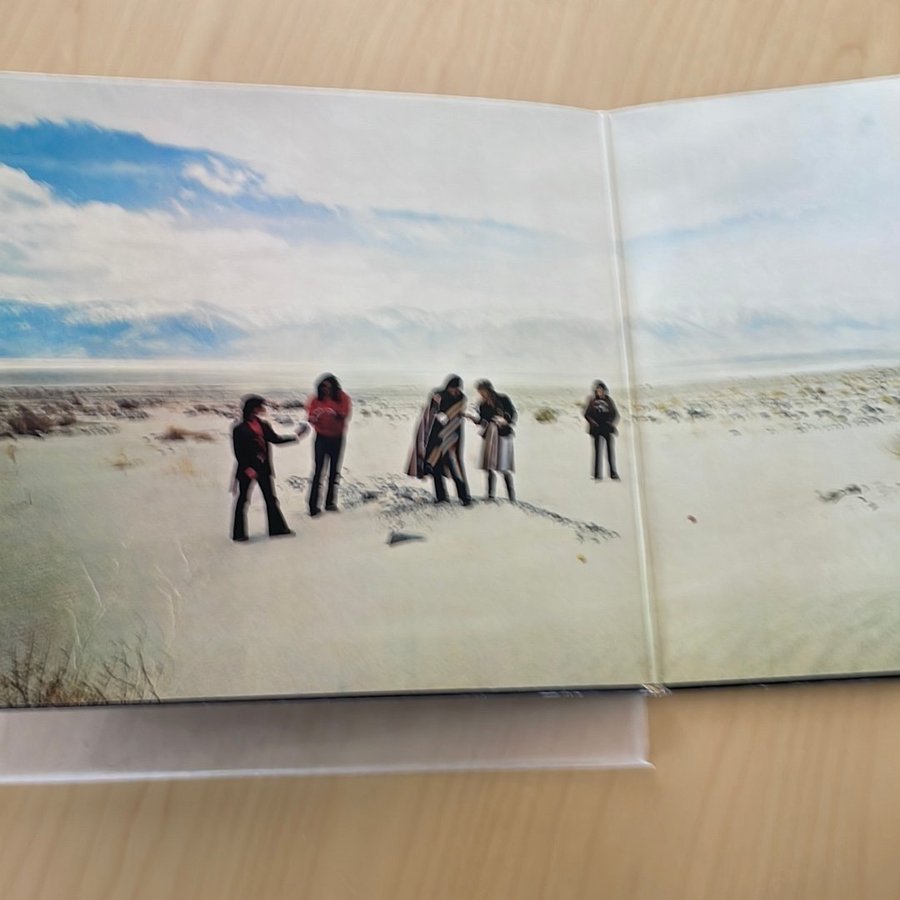 Venus and Mars - Wings | Köp på Tradera (702385522)