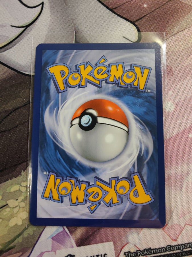 Pokémon TCG Basic Grass Energy Holo 017 2025 | Köp på Tradera (709944015)