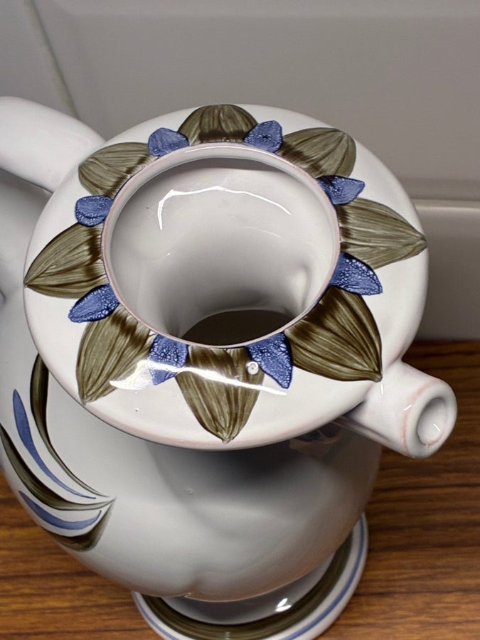 Faience de Biot keramik tillbringare/ kanna i f.. | Köp på Tradera ...