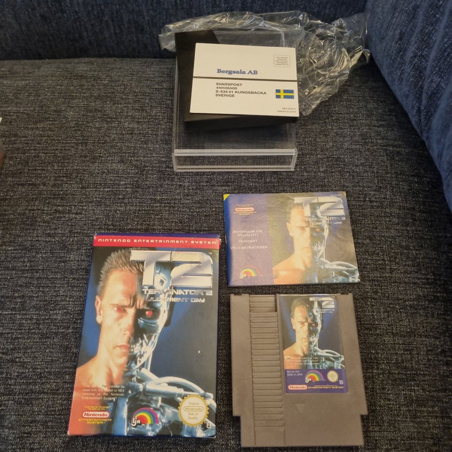 Se produkter som liknar Terminator 2, T2, NES, PAL B,.. på Tradera ...