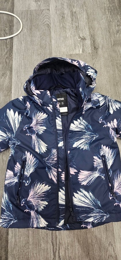Reima mörkblå, rosa, vit vinterjacka, storlek 104 | Köp på Tradera ...